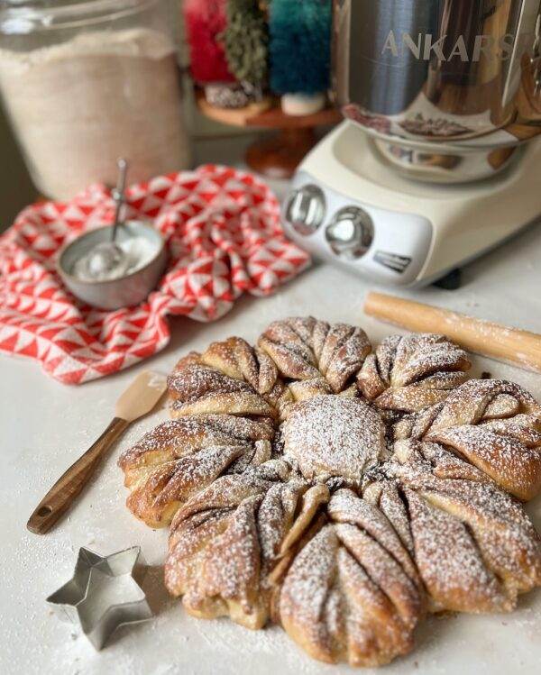 Nutella Star Bread - That Bread Lady